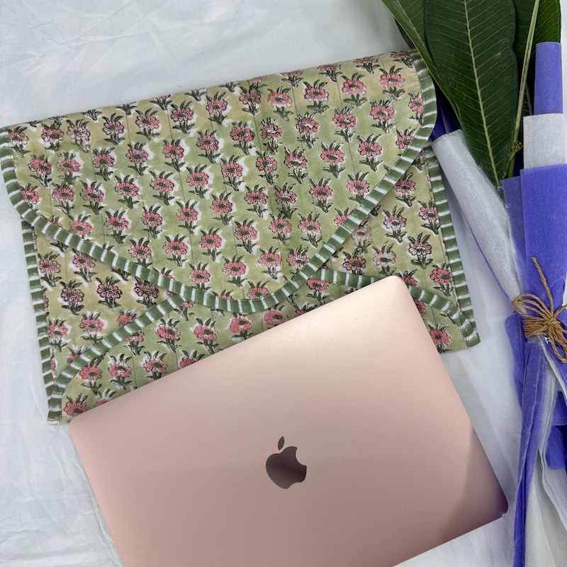 Hand Made MacBook Sleeve - Etsy