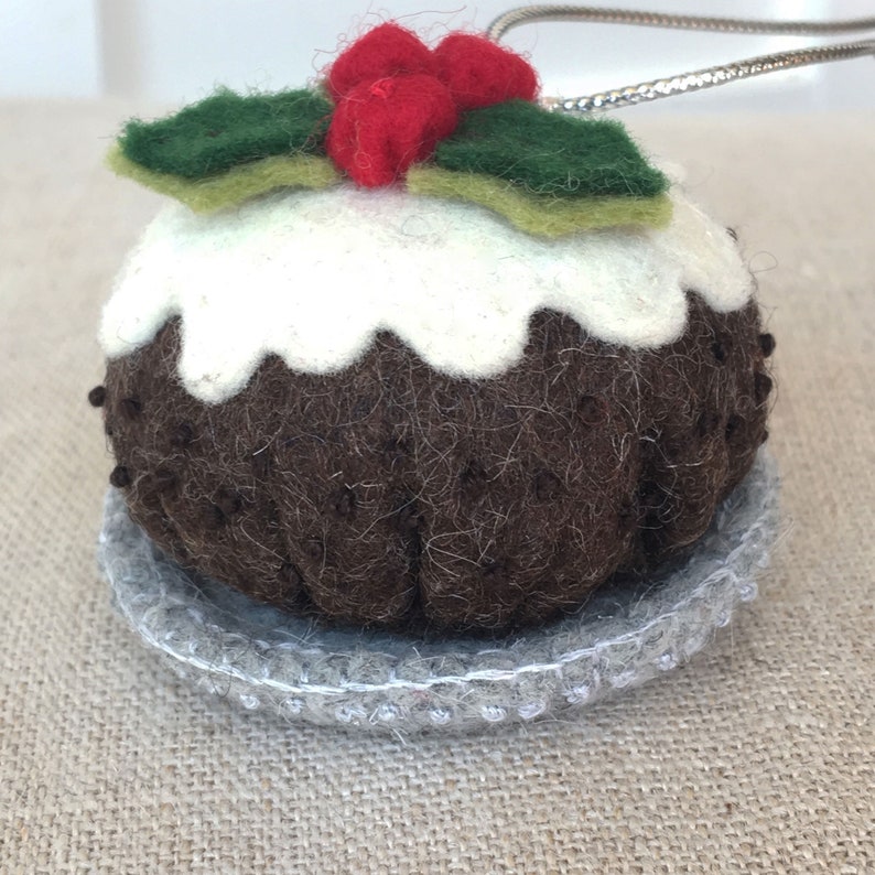 Petite Christmas Decorations No.1 Plum Pudding. Pattern & Instructions ...