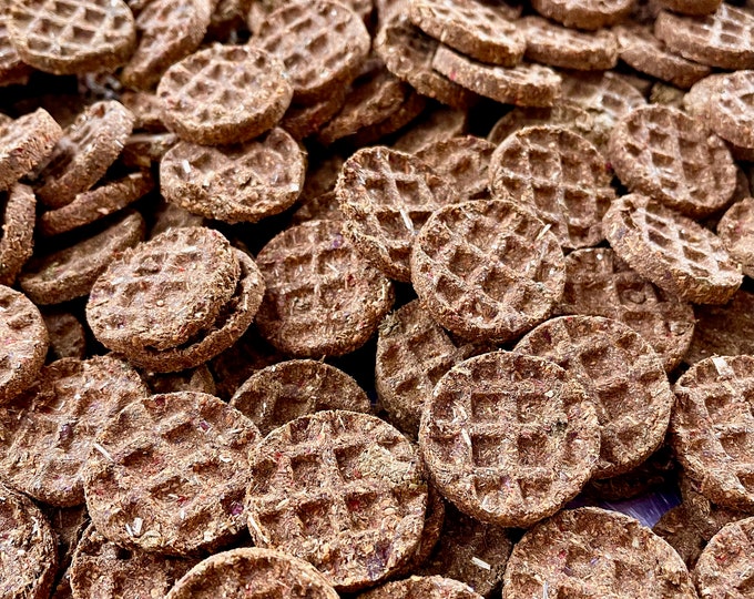 Heart Waffle Treats for Your Bunny Love 24 Delicious Tiny Waffles ...