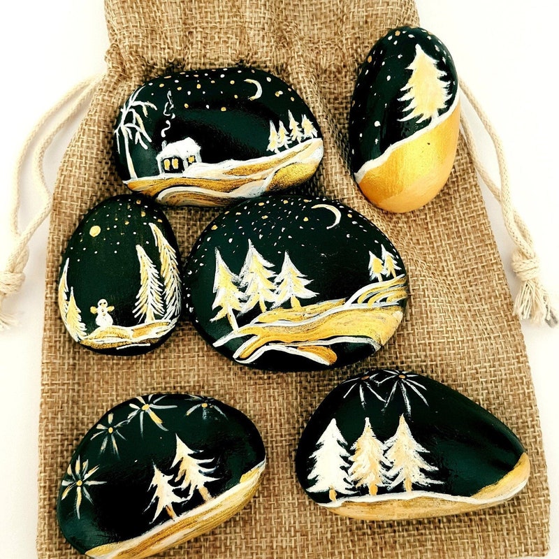 Christmas Painted Rocks - Etsy