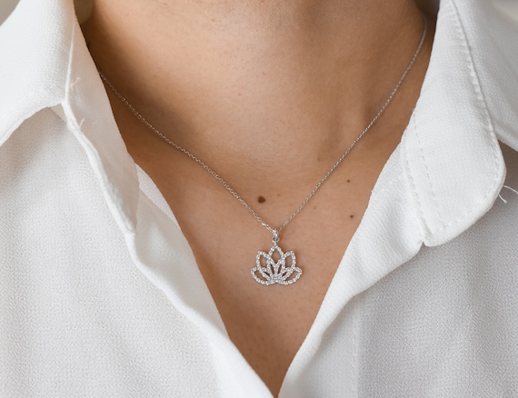 10k 14k 18k Gold Diamond Lotus Necklace / Diamond Lotus Floral | Etsy