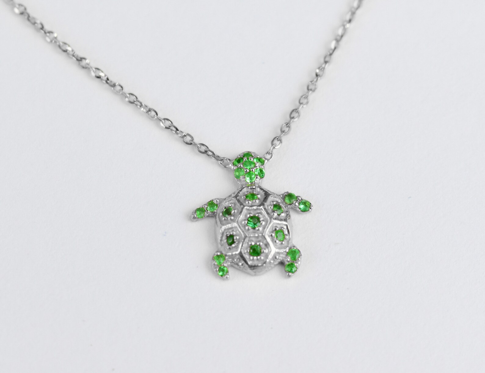 Emerald Turtle Necklace / 10k 14k 18k Solid Gold Necklace / - Etsy