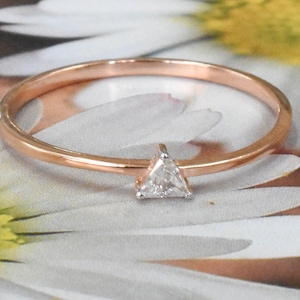 18k 14k 10k Gold Triangle Diamond Ring / Diamond Solitaire | Etsy