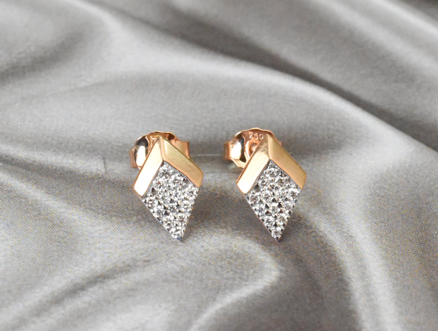 Dainty Diamond Cluster Stud Earrings / Arrow Diamond Studs / | Etsy