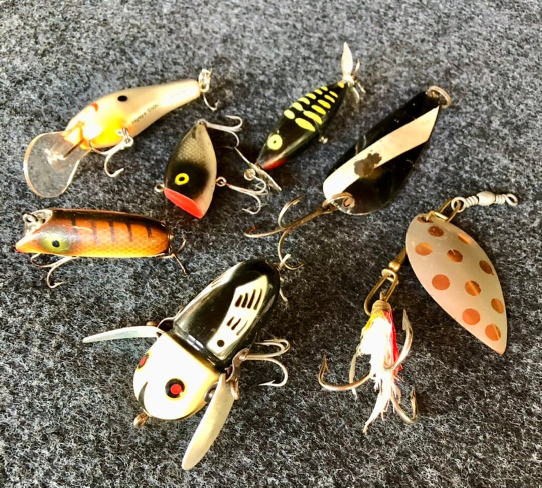 Set of 7 Vintage Fishing Lures, Painted Wood, Metal, 1950s, 1960s - Etsy