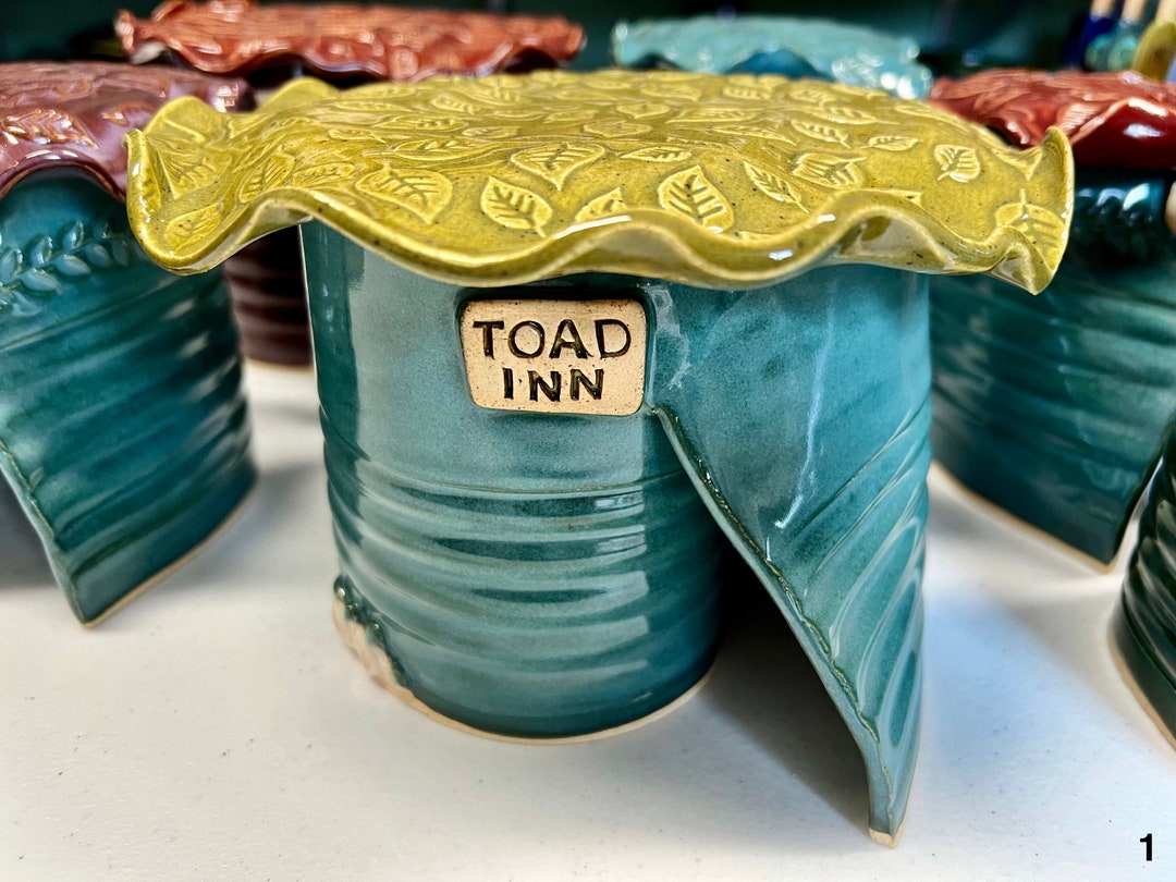 Handmade-toad Hotel-toad Home-toad Abode-toad Hut-ceramic-pottery ...