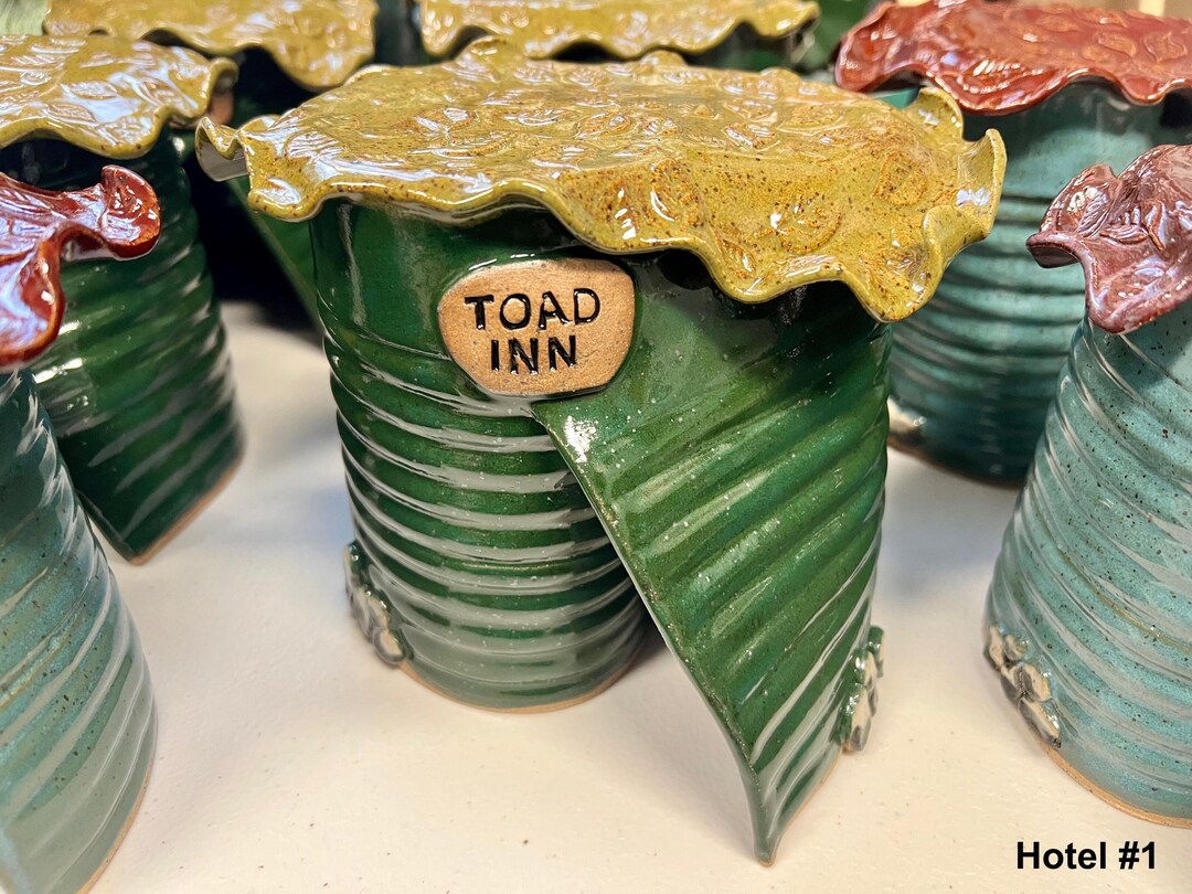 Handmade/toad Hotel/toad Inn/ Toad Home/toad Abode/toad Hut/ceramic ...