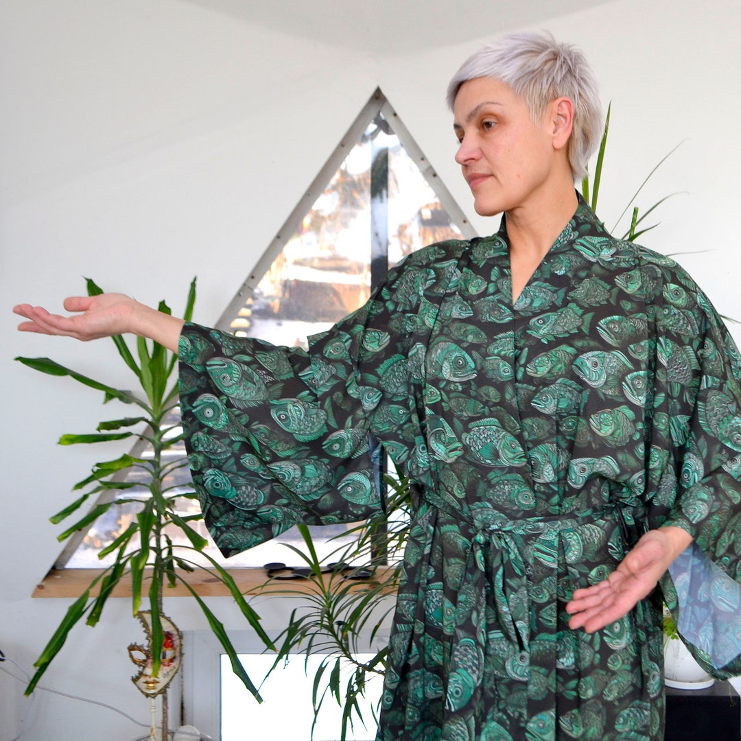 UV Active Kimono Psy Fishes Blacklight Reactive Clothes Rave Dress ...