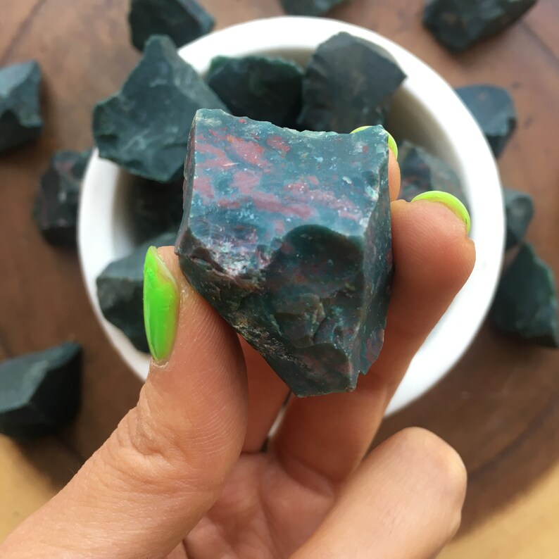 Raw/rough Bloodstone Bloodstone for Meditation Bloodstone - Etsy