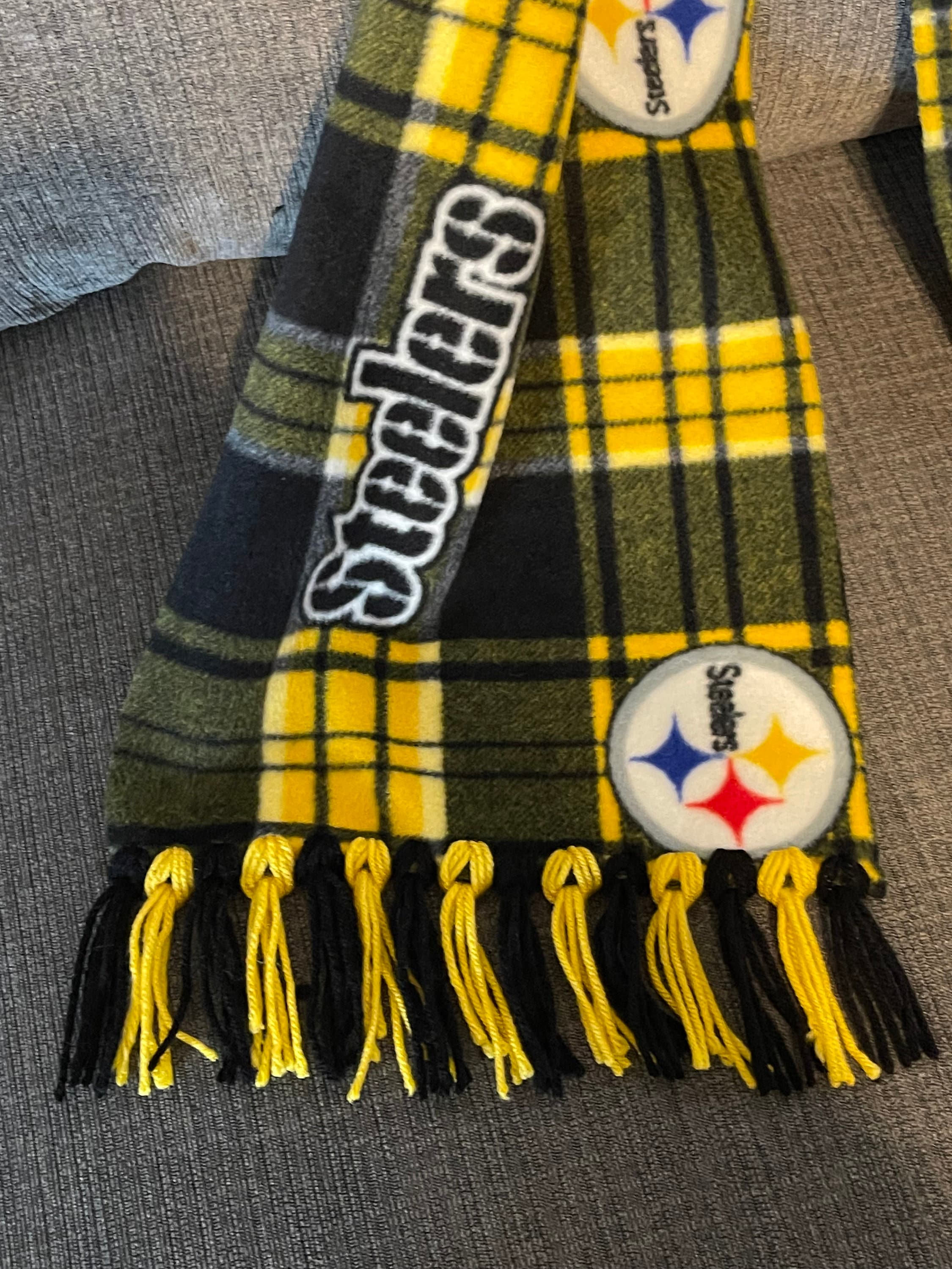 PITTSBURGH STEELERS Handcrafted Fleece Scarf W Yarn Fringe - Etsy