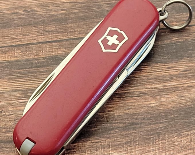 Victorinox Classic SD Knife Made in Switzerland 58mm Closed Swiss Army ...