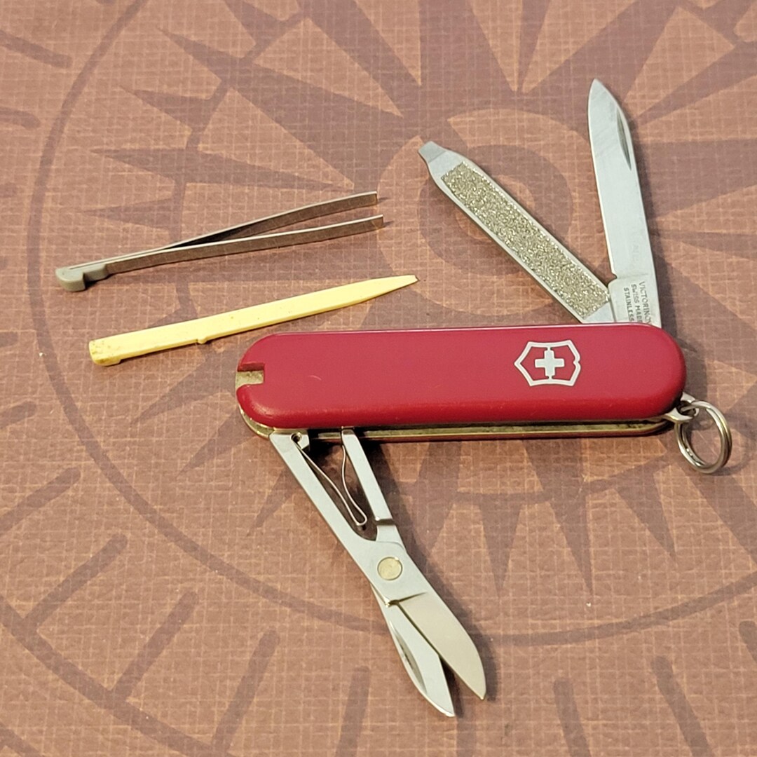 Victorinox Classic SD Knife Made in Switzerland 58mm Swiss Army SAK Red Mini Multi Tool Scissors ...