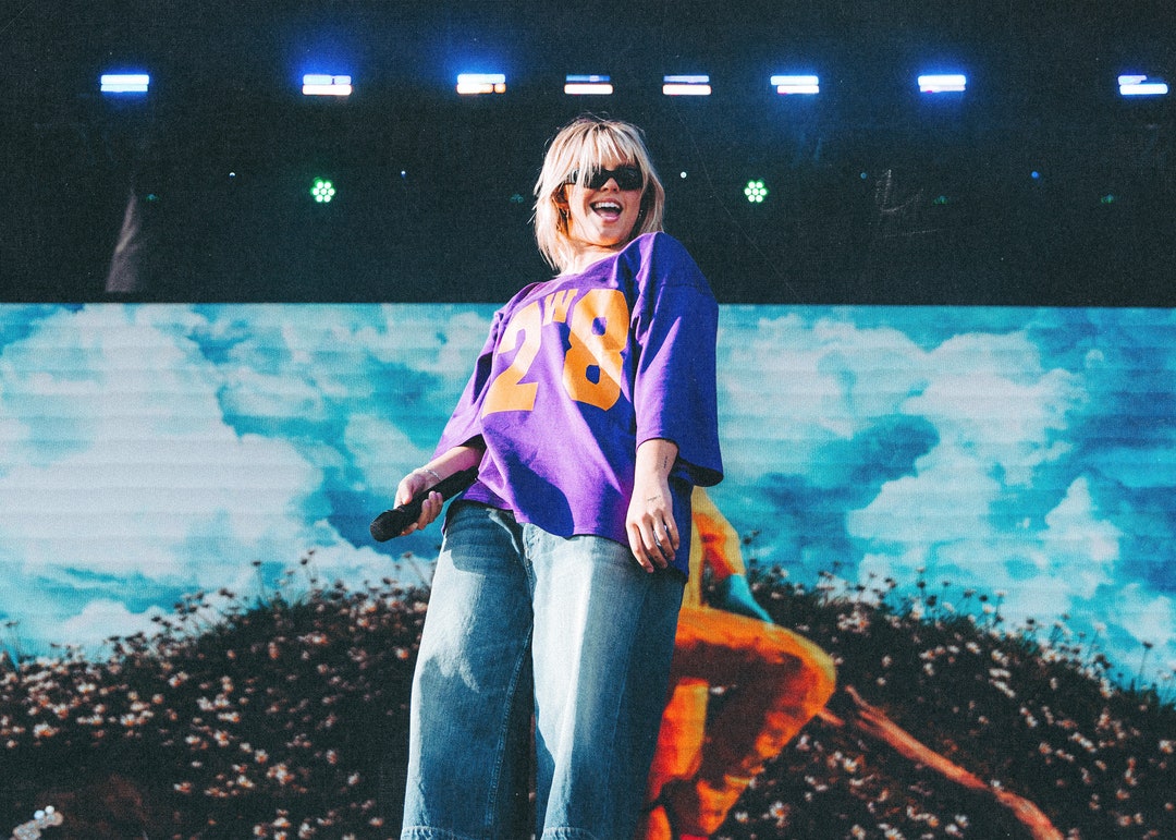 Renee Rapp Print - Etsy