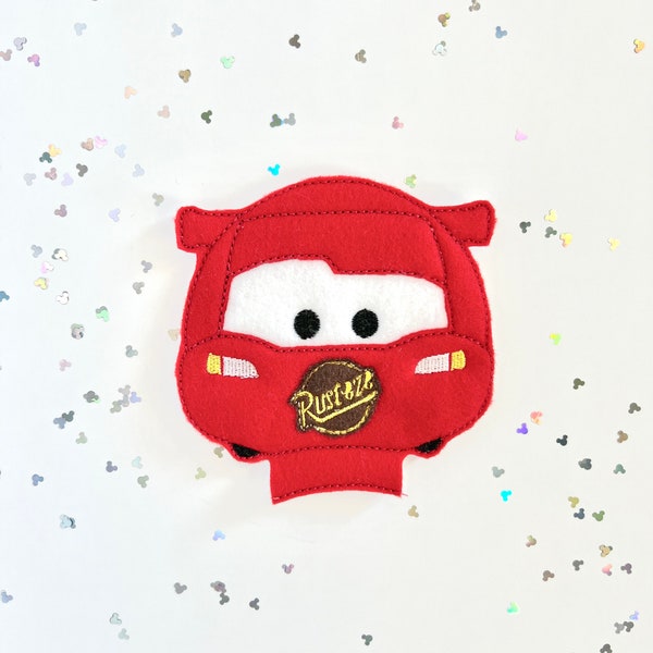 Mickey and Minnie in Car Machine Embroidery Design - Etsy