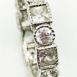 Beautiful, Detailed 925 CZ Ring With 16 Sparkling Cut Faux Diamond ...