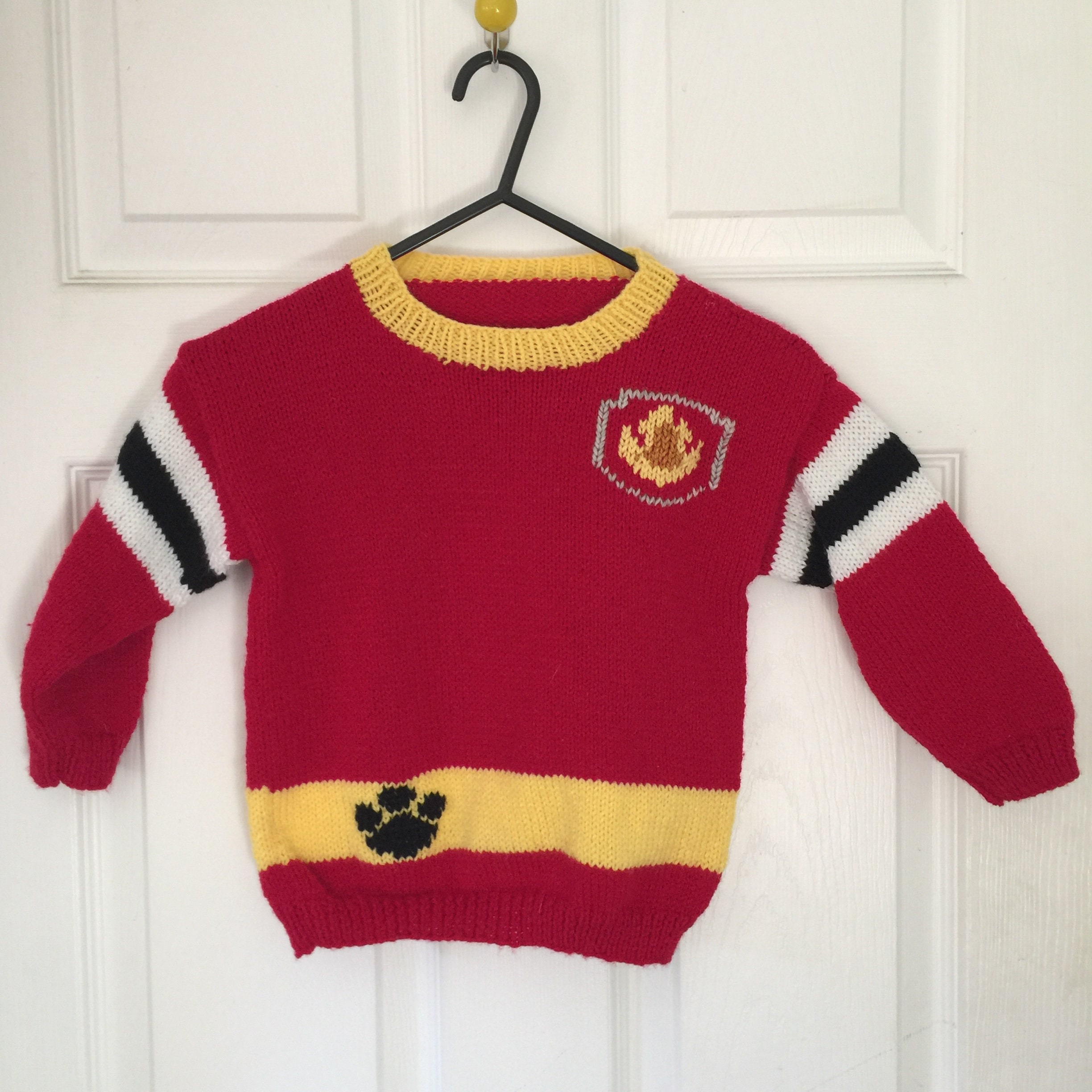 Pet Patrol Paw Print Knitting Pattern - Etsy