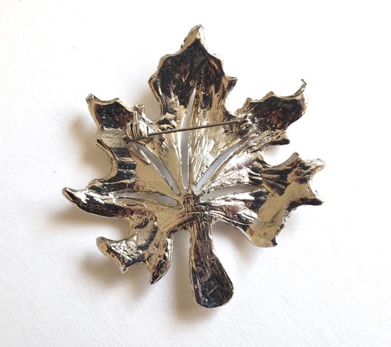 Big Pavé Set Clear Rhinestone Maple Leaf Brooch Pin - Gem