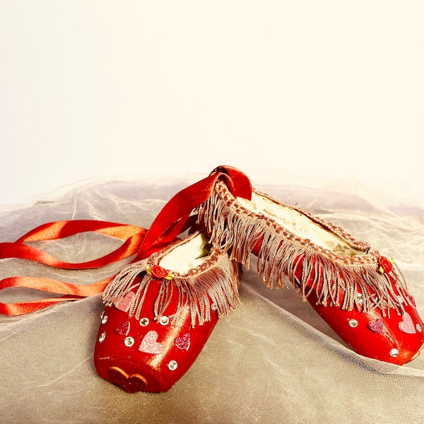 Decorated Pointe Shoes - Etsy