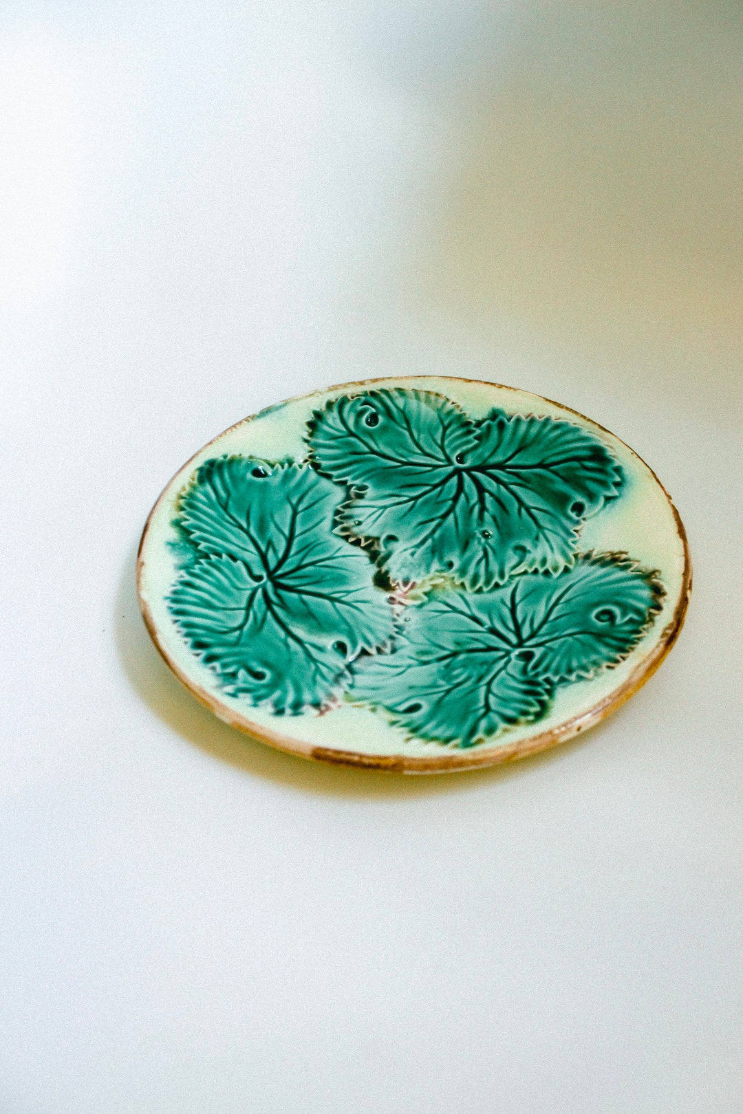 Vintage Majollica Green Leaf Plate Italian Pottery Handmade Ceramic 8 ...