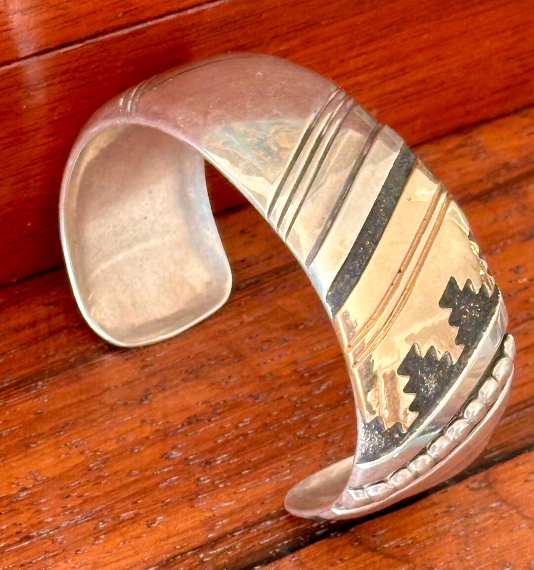 Native American Navajo Thomas Singer Signed Silver With Gold Cuff ...