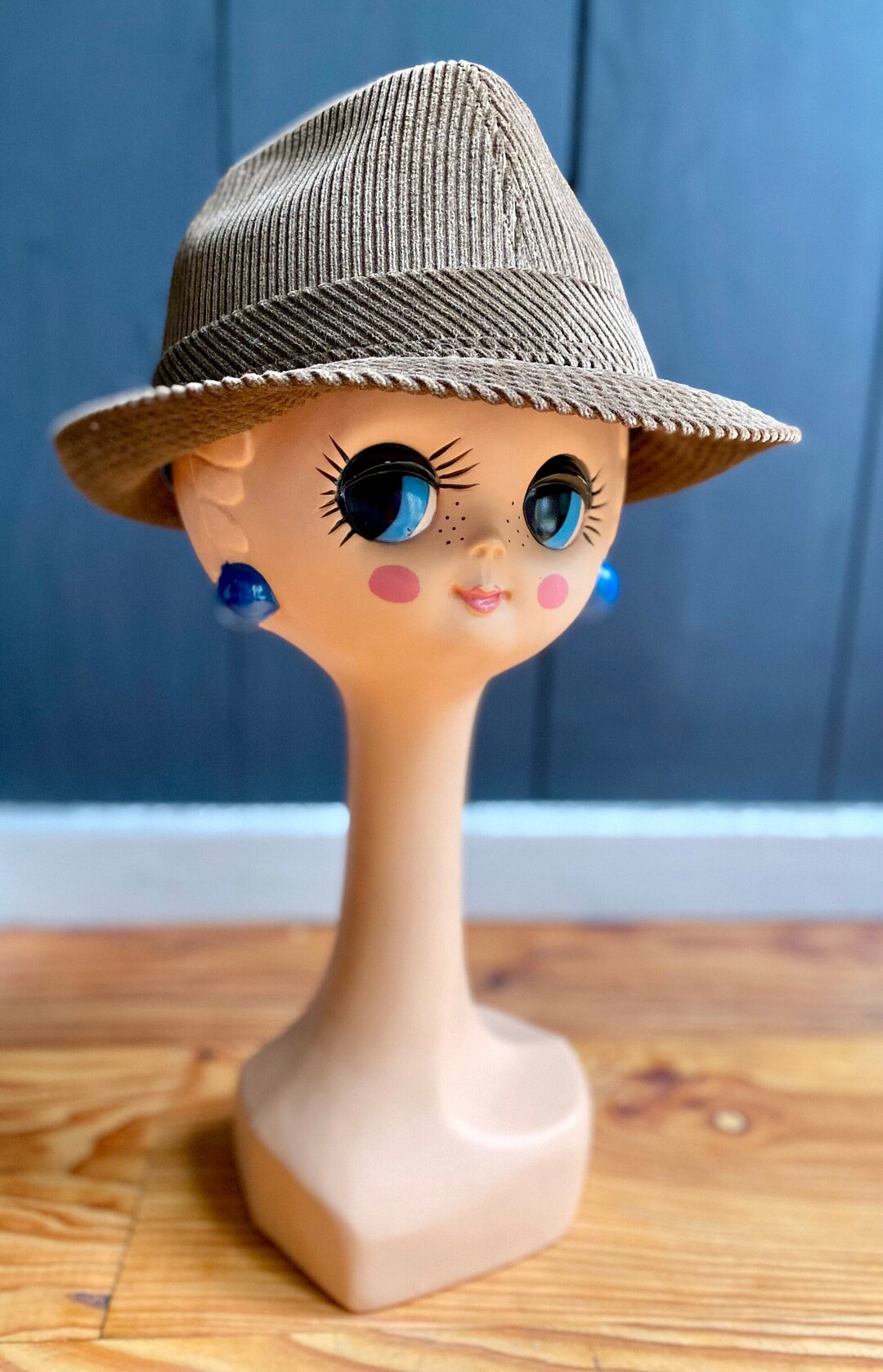Vintage 80s Men's/unisex Trilby/fedora Hat in Khaki Brown Velvet, Size ...
