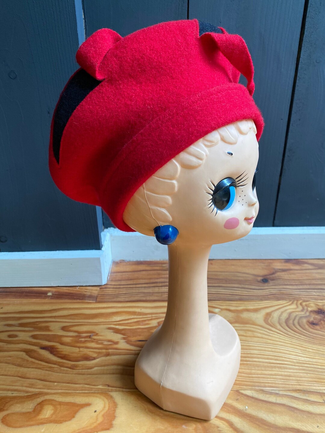 Vintage 90s Red and Black Felt Fancy Beret, Handmade, Size 55/M - Etsy