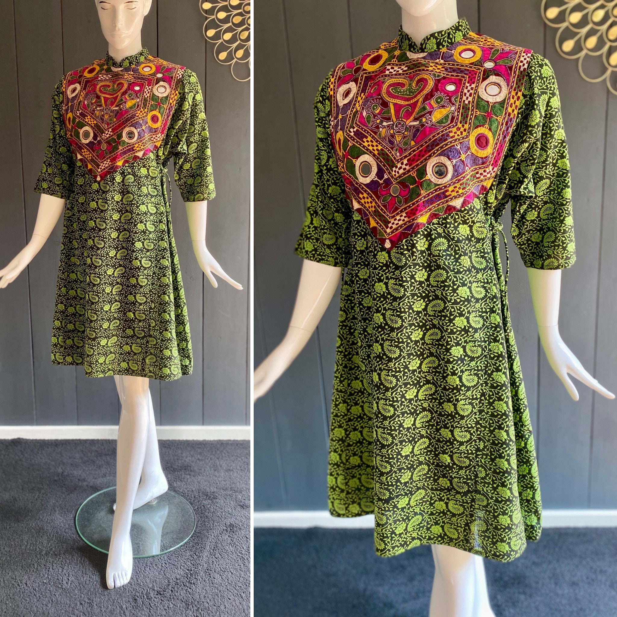 Vintage 70s Indian Dress/tunic Loose Fit, Dominant Black and Vintage 70s Indian Dress/tunic Loose Fit, Dominant Black and