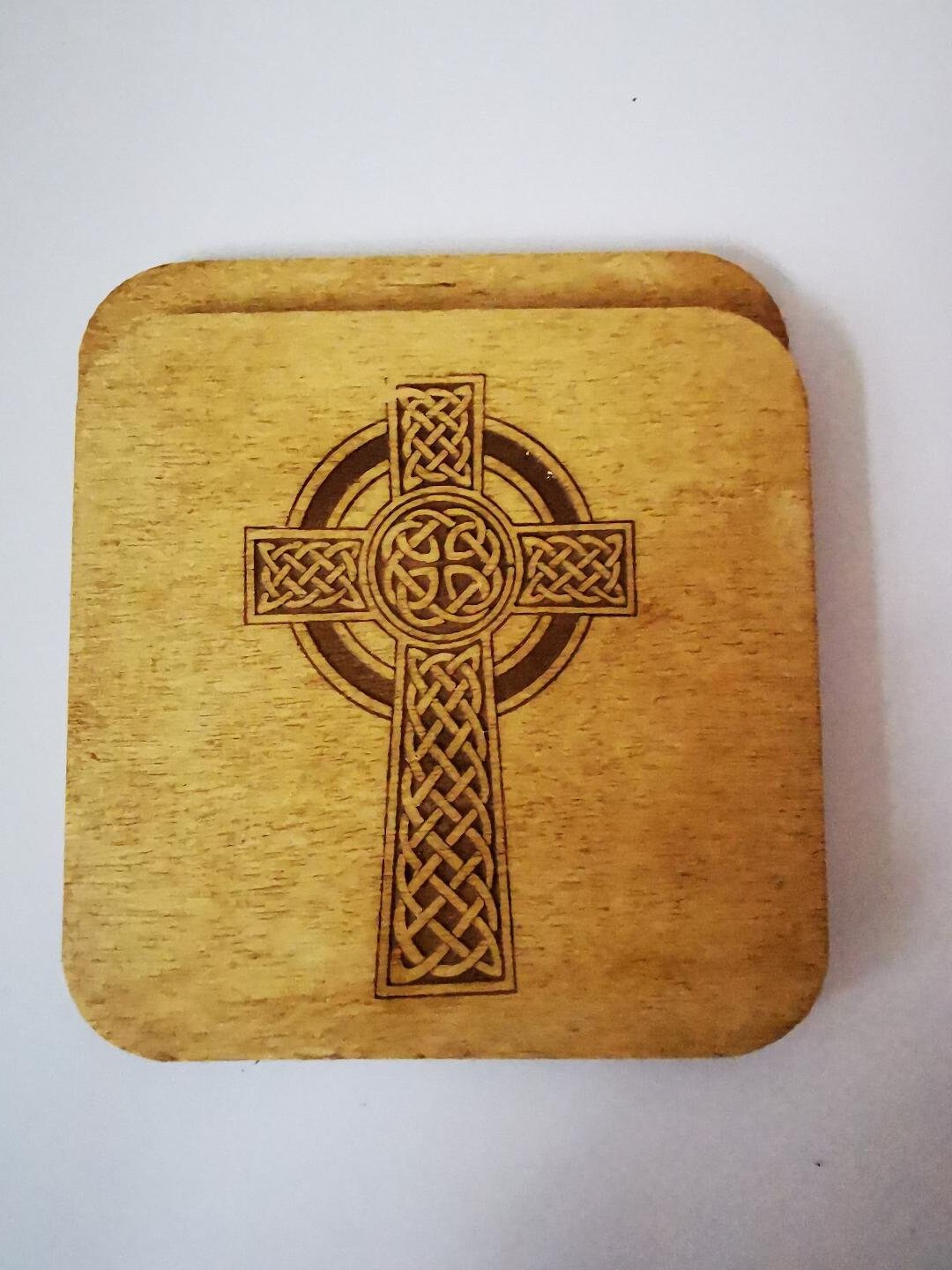 Handmade Engraved Celtic Cross Eco-friendly Wooden 2 / 4 Coasters Table ...