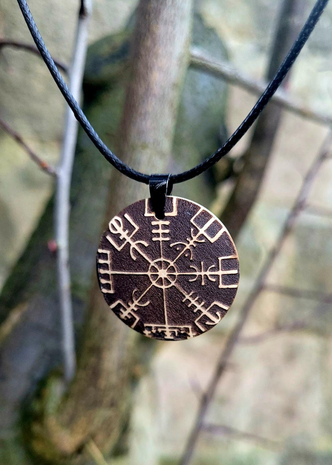 Handmade Wooden Viking Vegvisir Engraved Charm Pendant Necklace ...