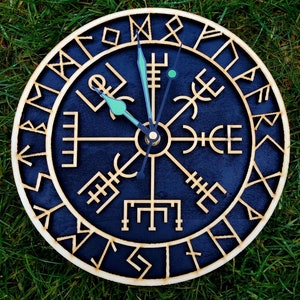 Handmade Engraved Wooden Wall Clock Viking Vegvisir Runic Compass ...