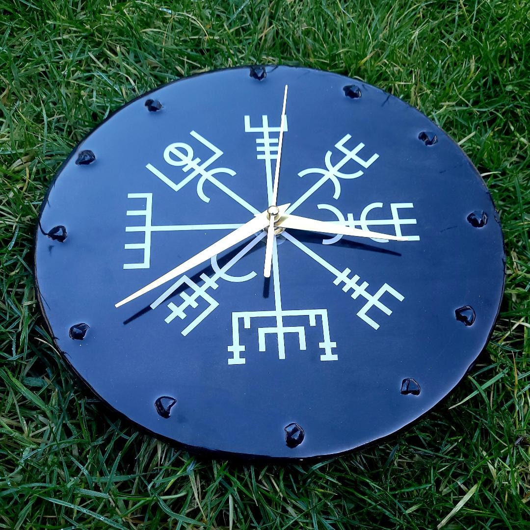 Handmade Wooden and Resin Wall Clock Viking Vegvisir Runic Compass ...