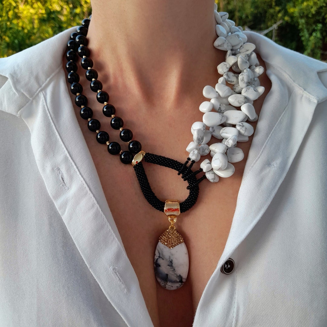 Chunky Statement Black White Bead Pendant Necklace Unusual Big Bold ...