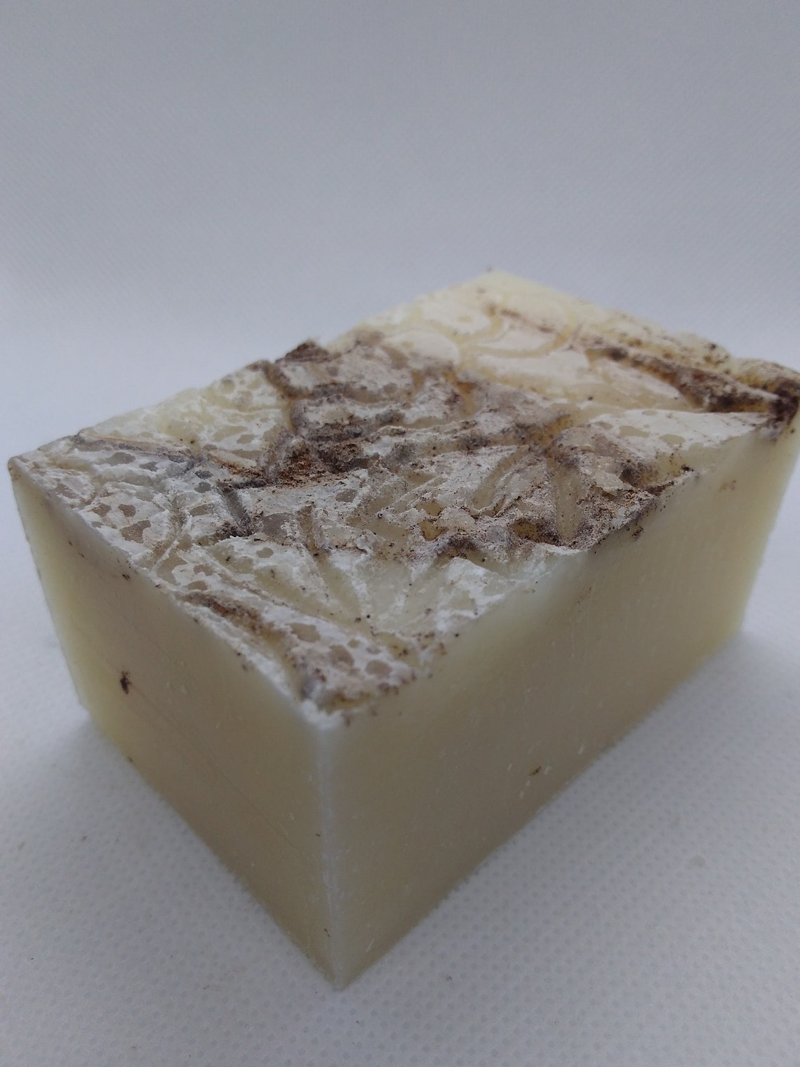 Sbar: Sandalwood Soap B5G1 - Etsy
