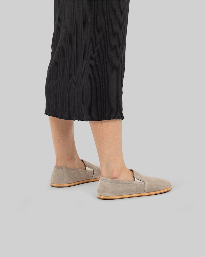 Beige Nubuck Leather Wide Toe Box Shoes: Natural Walking Gait Support ...