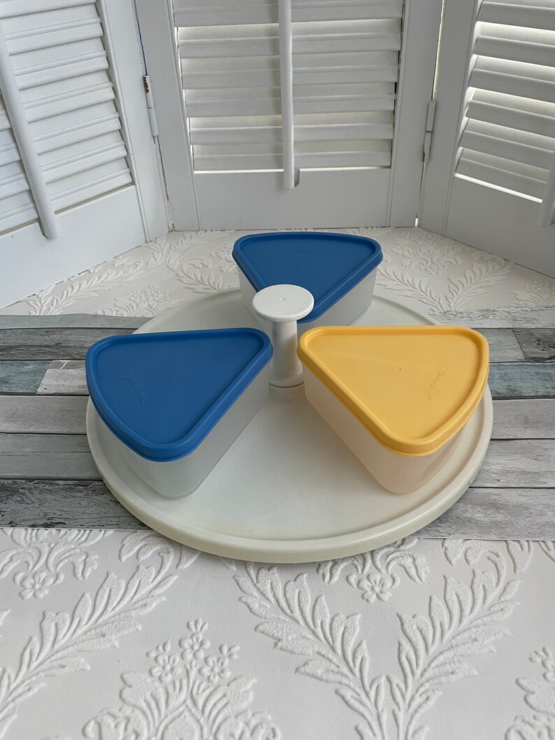 Vintage Tupperware Lazy Susan/ Spinning Pie Holder/ With Three ...
