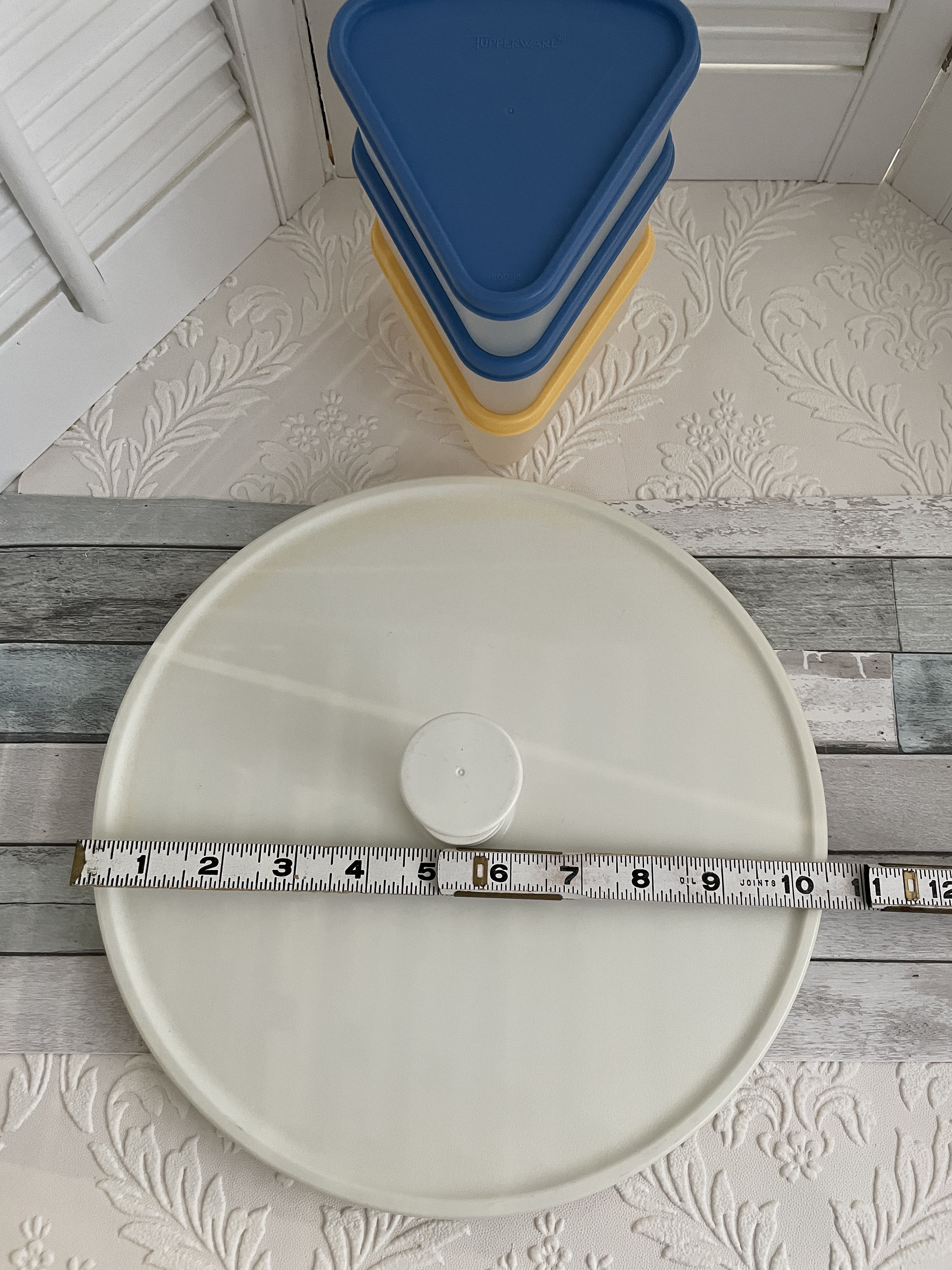 Vintage Tupperware Lazy Susan/ Spinning Pie Holder/ With Three ...