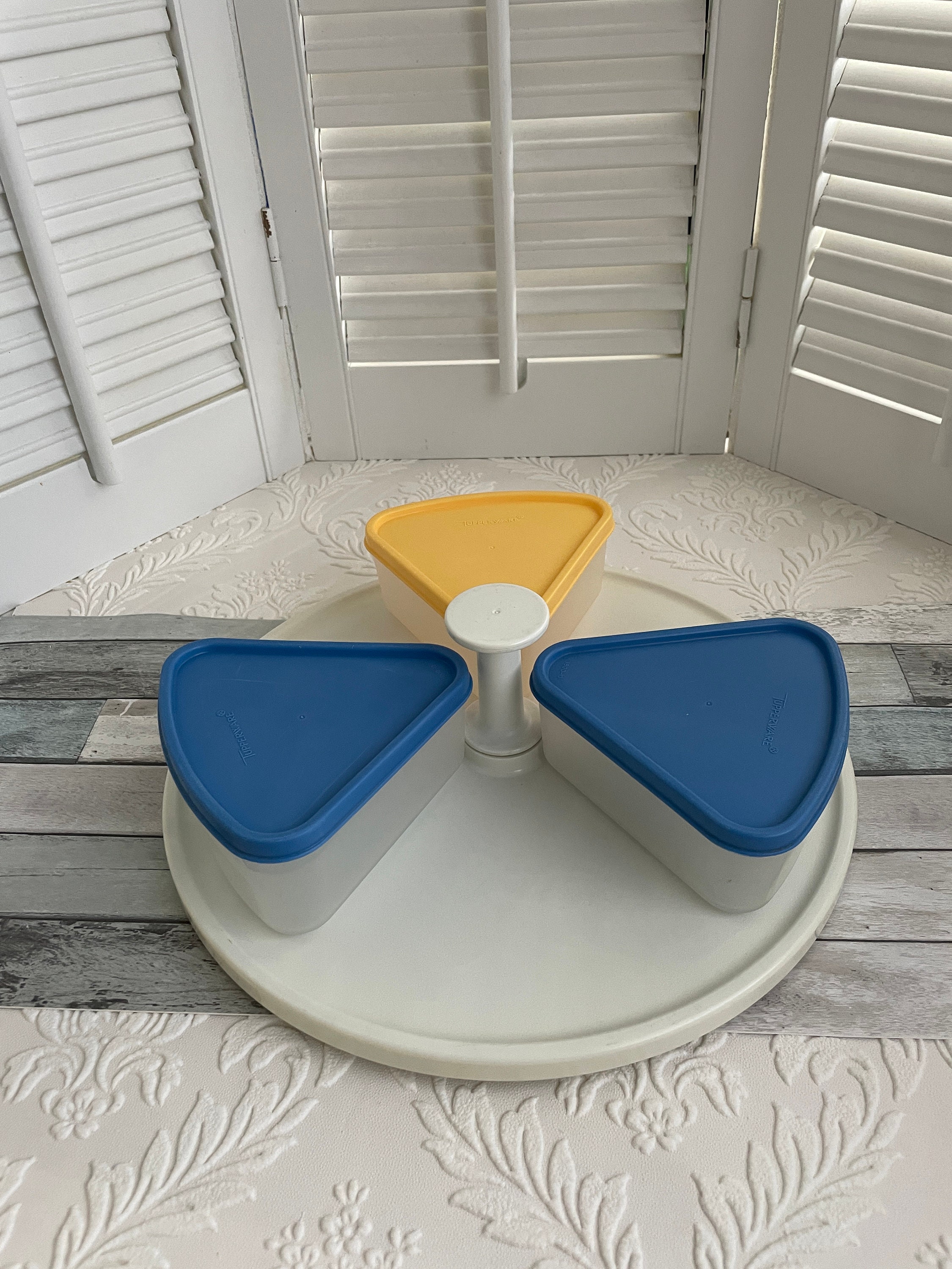 Vintage Tupperware Lazy Susan/ Spinning Pie Holder/ With Three ...