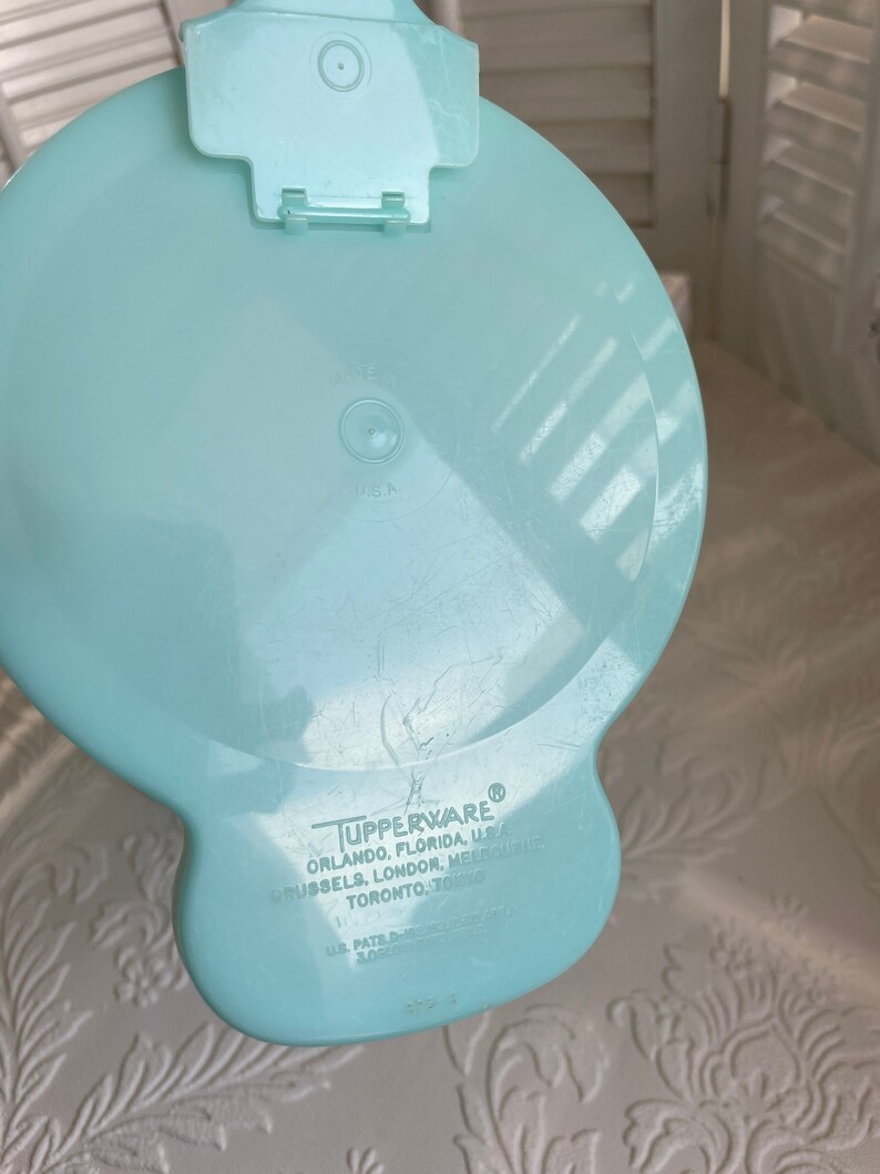 Pastel Tupperware Blue/ Cream/ Milk / Juice Pitcher/ USA - Etsy