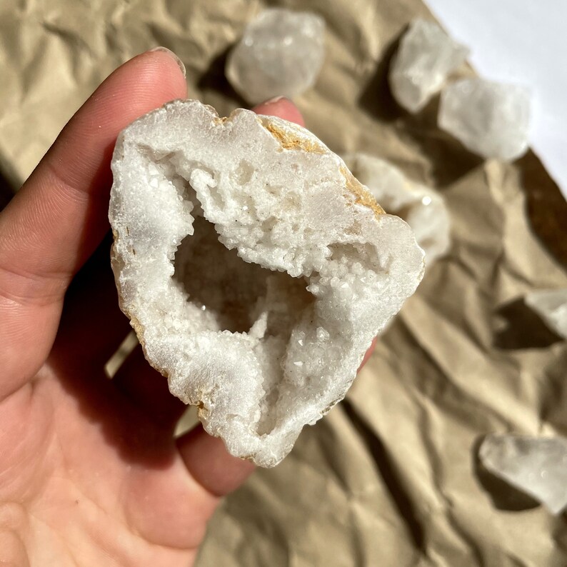 White Quartz Geode Sparkly Raw Geode Aura Quartz Cluster - Etsy