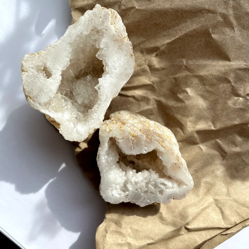 White Quartz Geode Sparkly Raw Geode Aura Quartz Cluster - Etsy