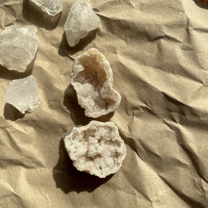 Tooth Fairy Geode White Mini Geode Raw Crystal Geode Indigo - Etsy