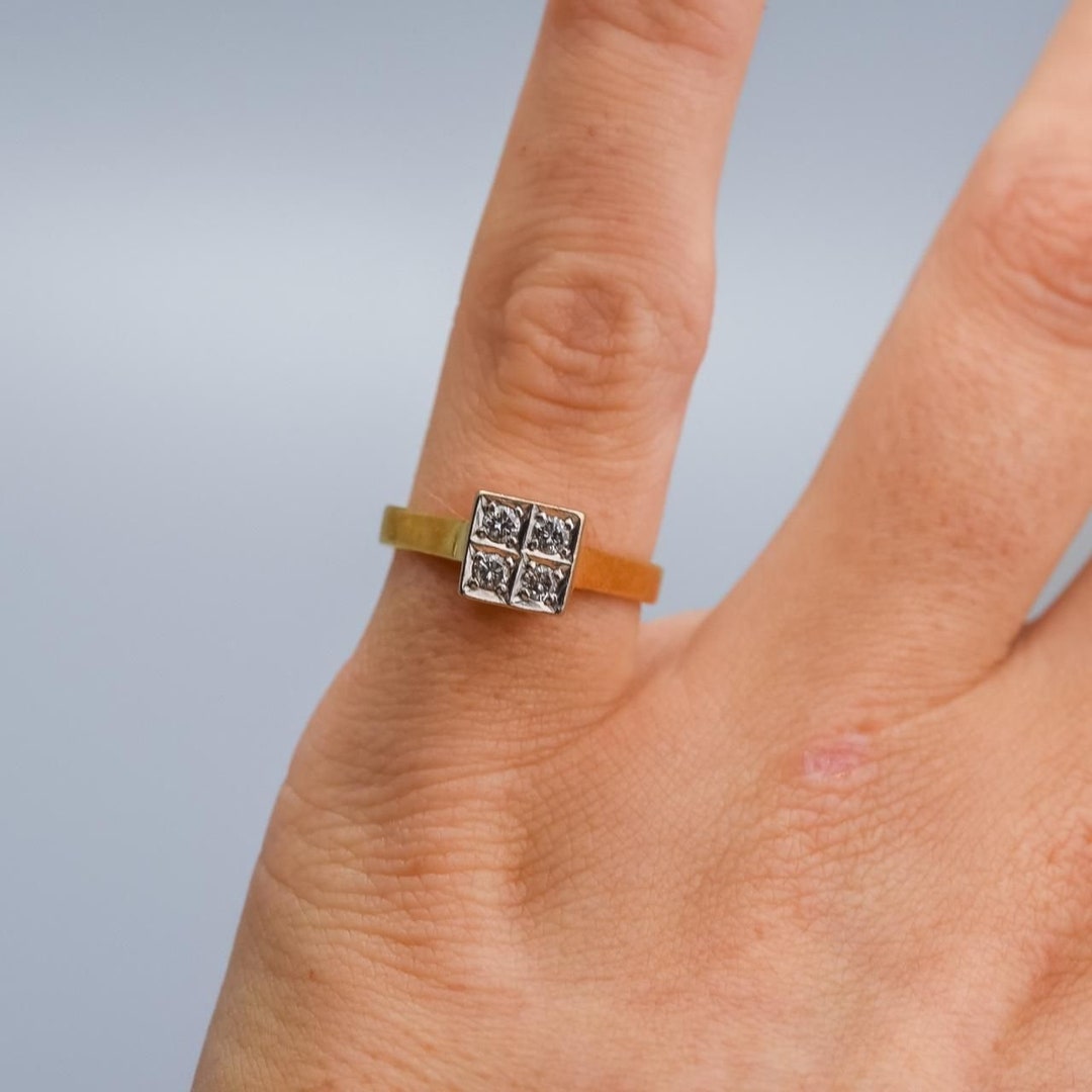 Solid 18K Gold Square Diamond Cluster Ring - Etsy