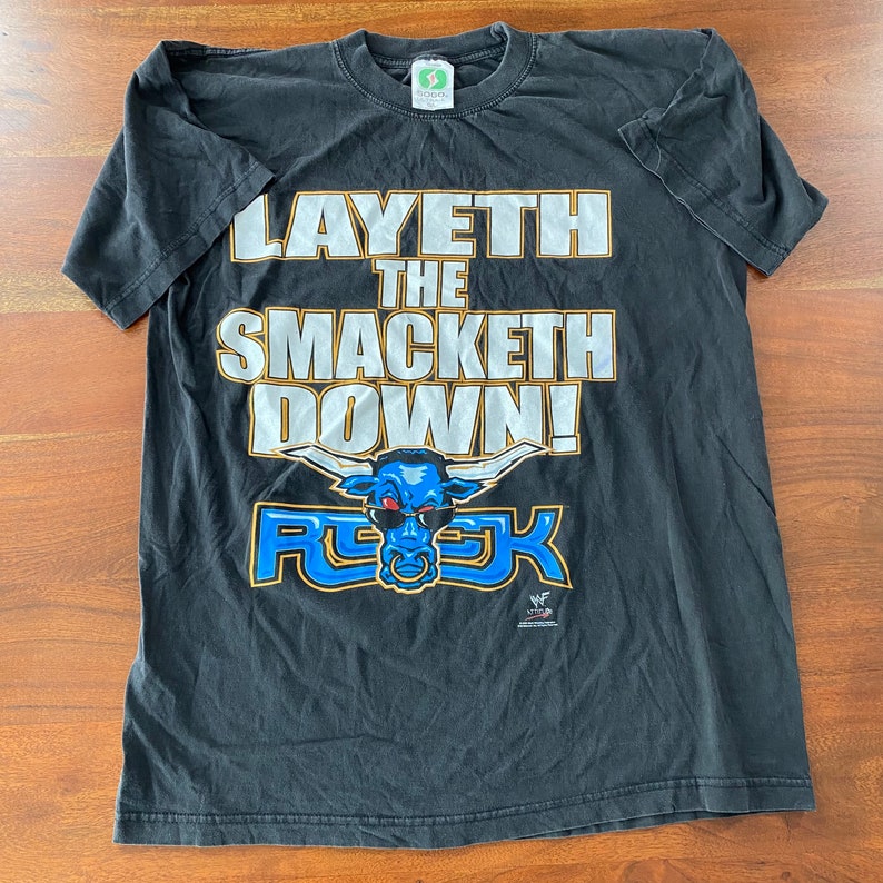 Vintage 2000 WWE the Rock Layeth the Smacketh Down T-shirt - Etsy