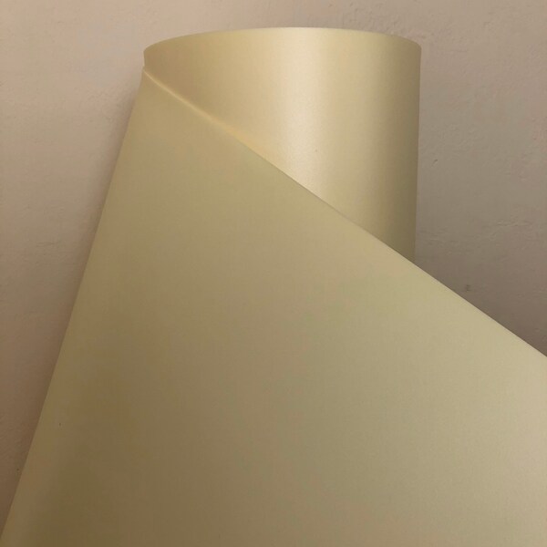 Isolon Flowers - Etsy