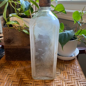 1950s Gilbey’s Gin Half Pint Bottle With Original Screw Top - Etsy