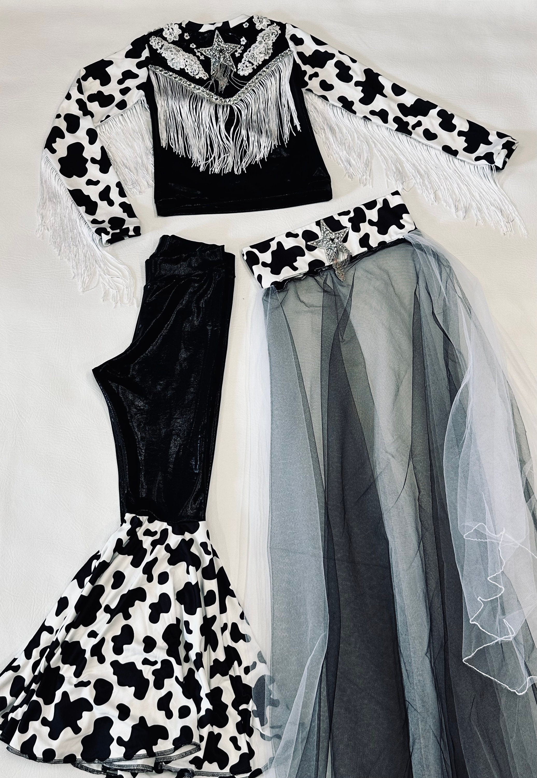 Western Glam Pageant Outfit: 'let There Be Cowgirls' With Shimmering ...