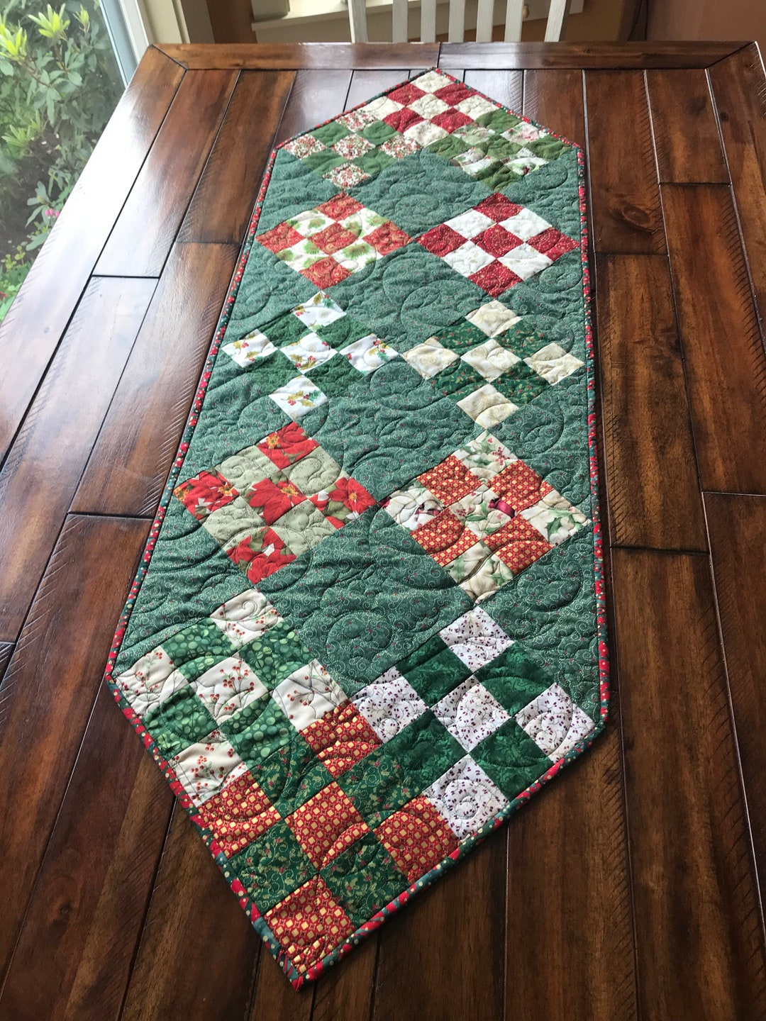 Christmas Quilted Table Runner - Etsy