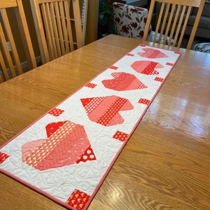 Valentine Heart Table Runner Handmade Quilted - Etsy