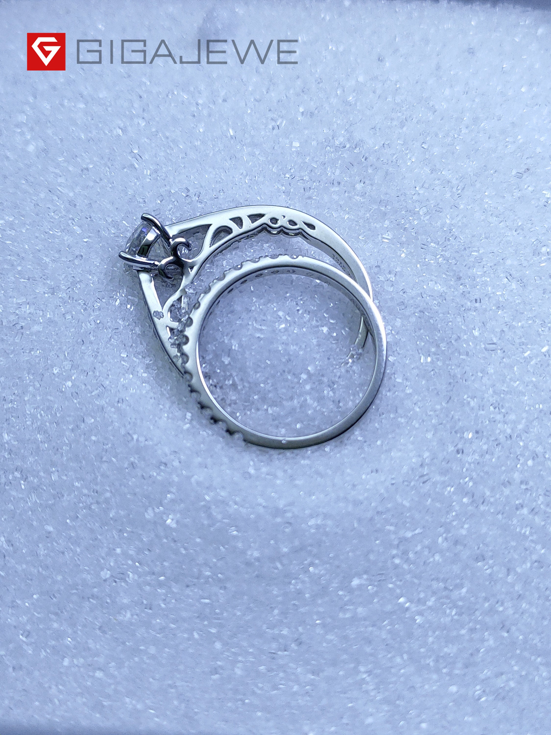 2.8ct D color Round Cut Moissanite 18K White Gold Two settings | Etsy