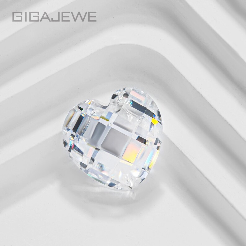 Heart Pixel Cut Moissanite Gemstone: White D Color, 3.5ct Loose Stone ...
